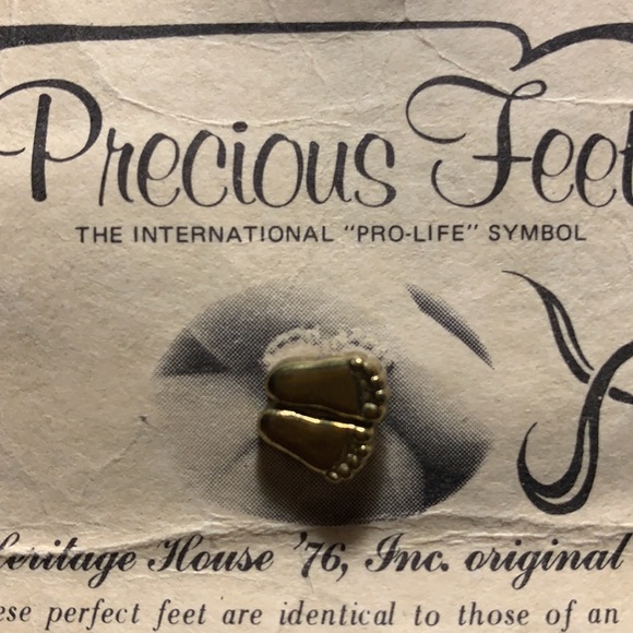 Jewelry | Precious Feet Pin | Poshmark